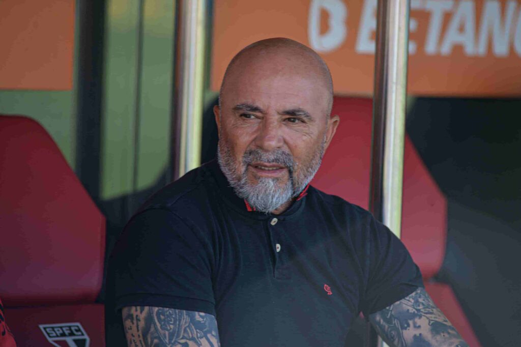 Este era o salário de Jorge Sampaoli antes da demissão Este era o salário de Jorge Sampaoli antes da demissão